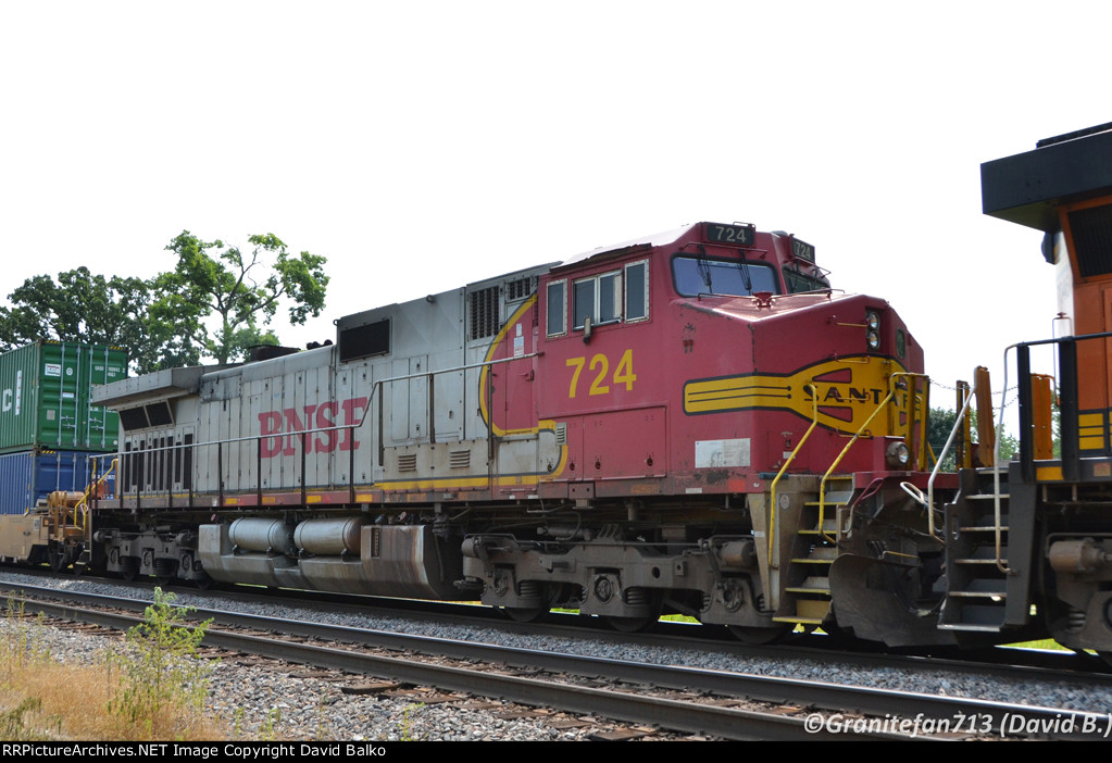 BNSF 724